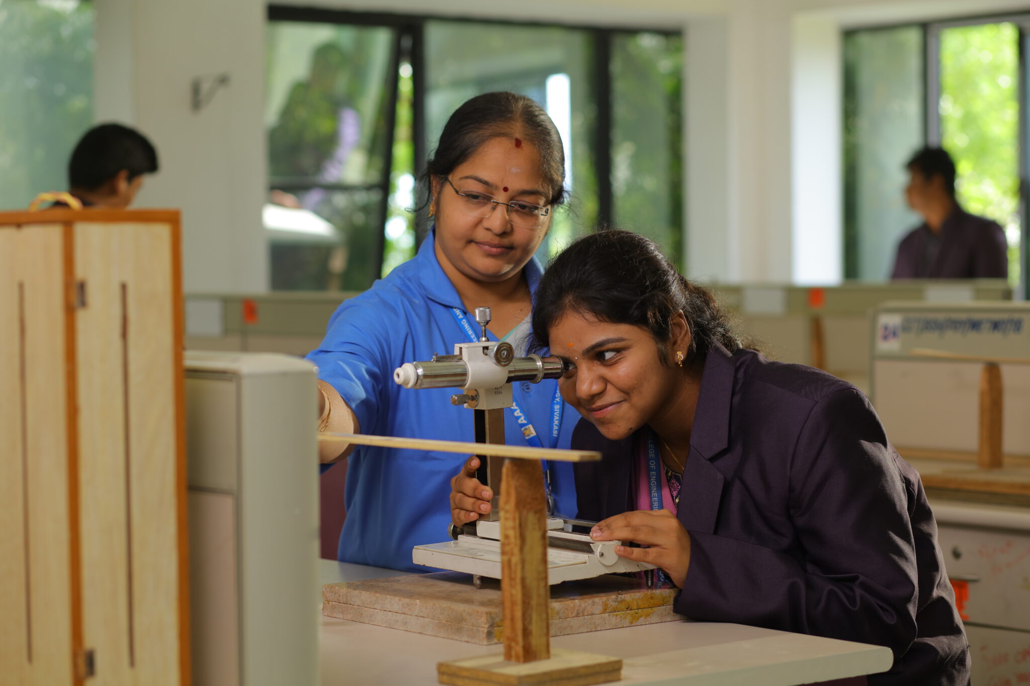 PHYSICS LABORATORY – AAA College of Engineering & Technology, Sivakasi